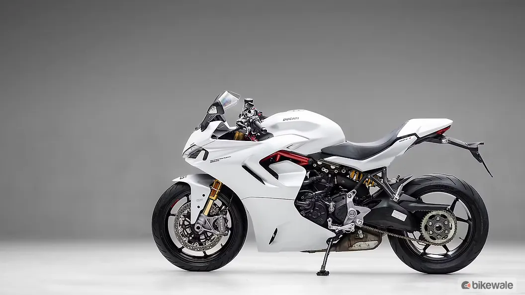 Ducati SuperSport Left Side View Image – BikeWale