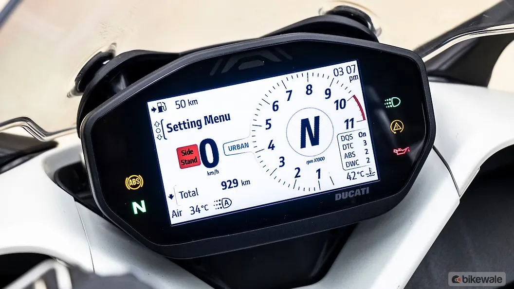 Ducati SuperSport TFT / Instrument Cluster Image – BikeWale
