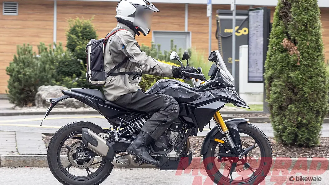 BMW F 450 GS Right Side View Image – BikeWale