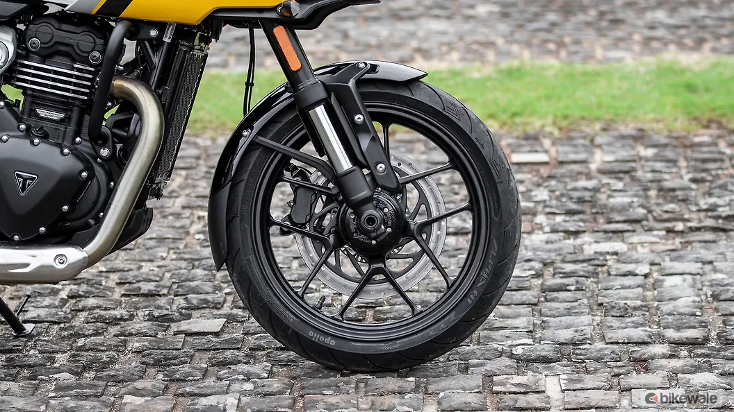 Triumph Thruxton 400 Right Side View Image – BikeWale