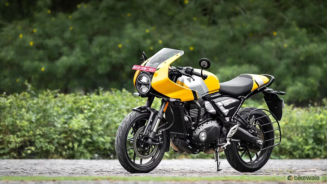 Triumph Thruxton 400 Right Side View Image – BikeWale