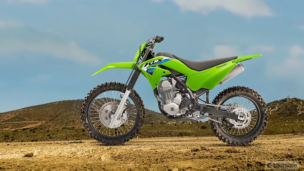 Kawasaki KLX230R Right Front Three Quarter Image – BikeWale