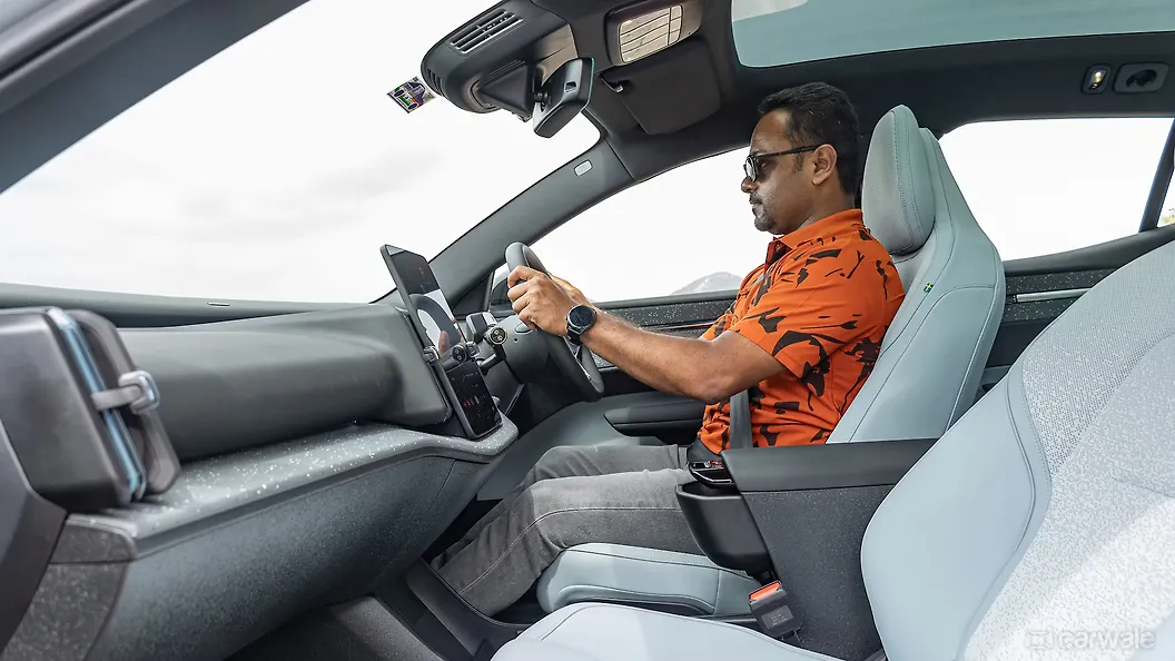 EX30 Front Row Seats Image, EX30 Photos in India - CarWale