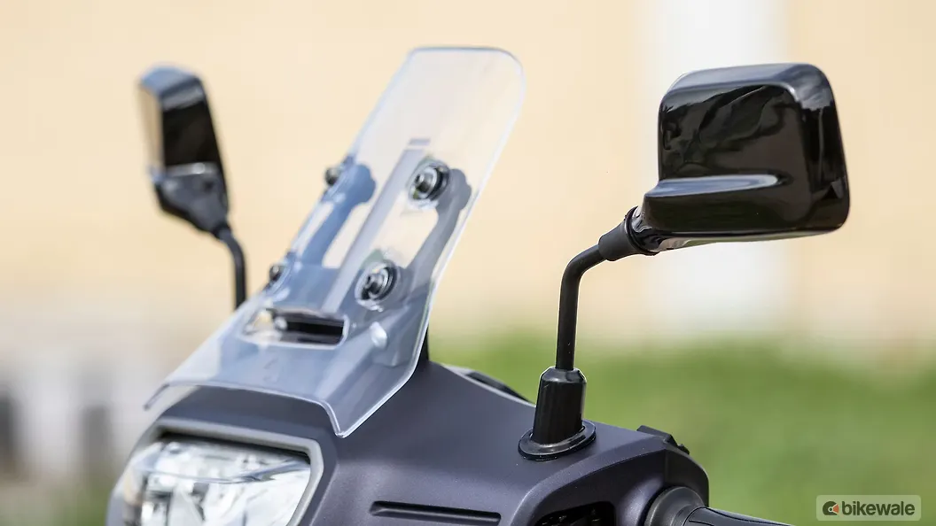 TVS Orbiter Rear View Mirror Image – BikeWale