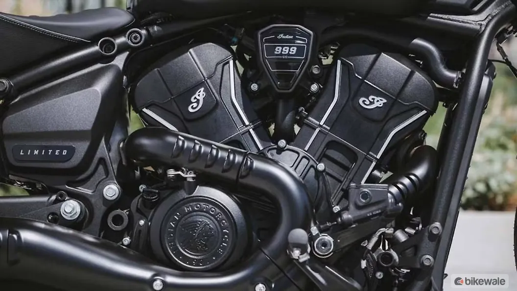 Indian Scout Sixty Bobber Engine From Right Image – BikeWale