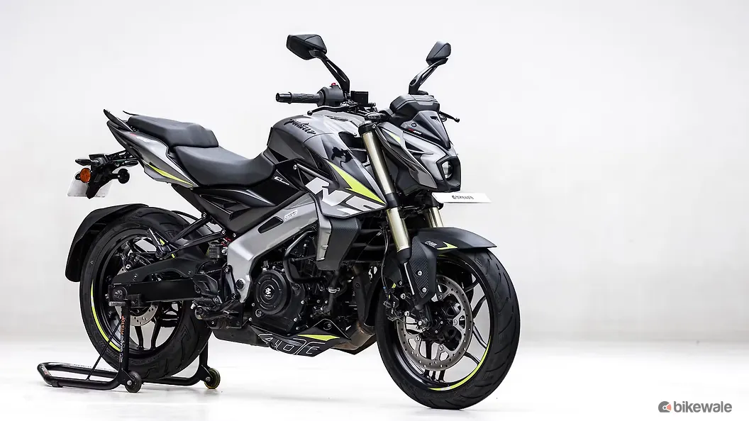Bajaj Pulsar NS400Z Right Front Three Quarter Image – BikeWale