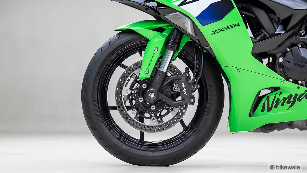 Kawasaki Ninja ZX-6R Front Wheel Image – BikeWale