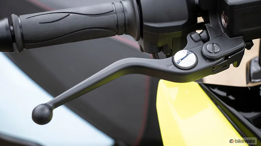 TVS Ntorq 150 Rear Brake Lever Image – BikeWale