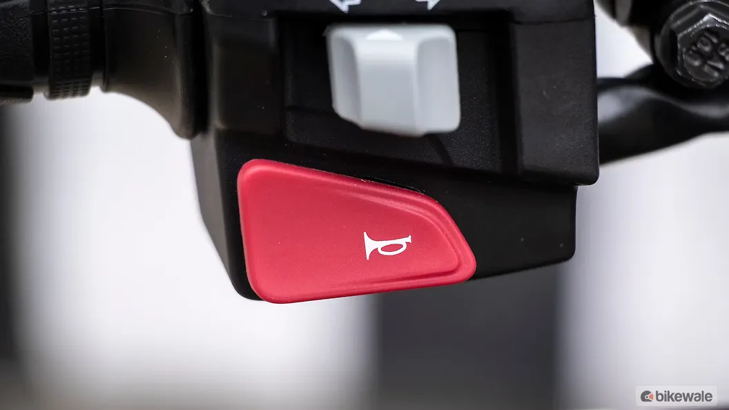 TVS Ntorq 150 Self Start Switch Image – BikeWale