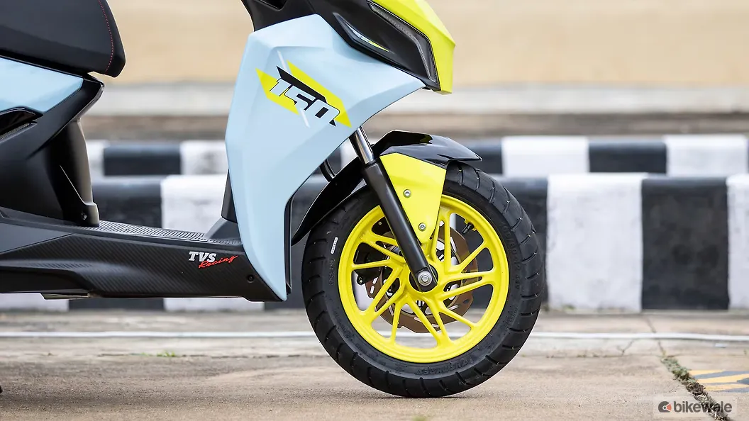 TVS Ntorq 150 Right Front Three Quarter Image – BikeWale