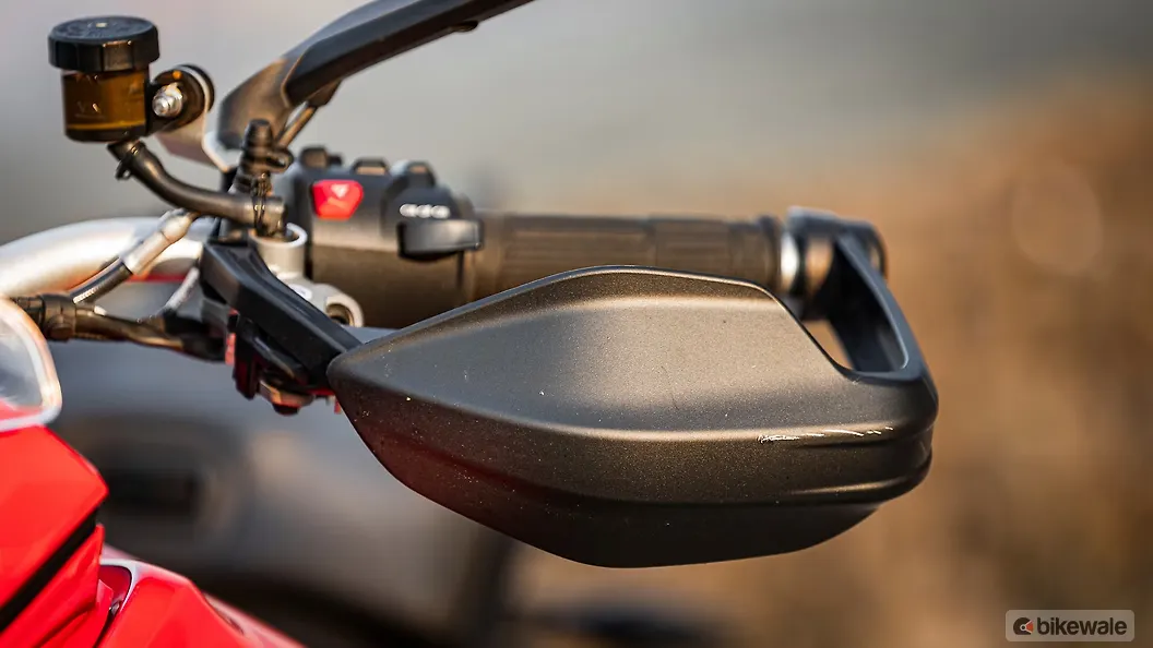 Ducati Multistrada V4 Hand Guards Image – BikeWale