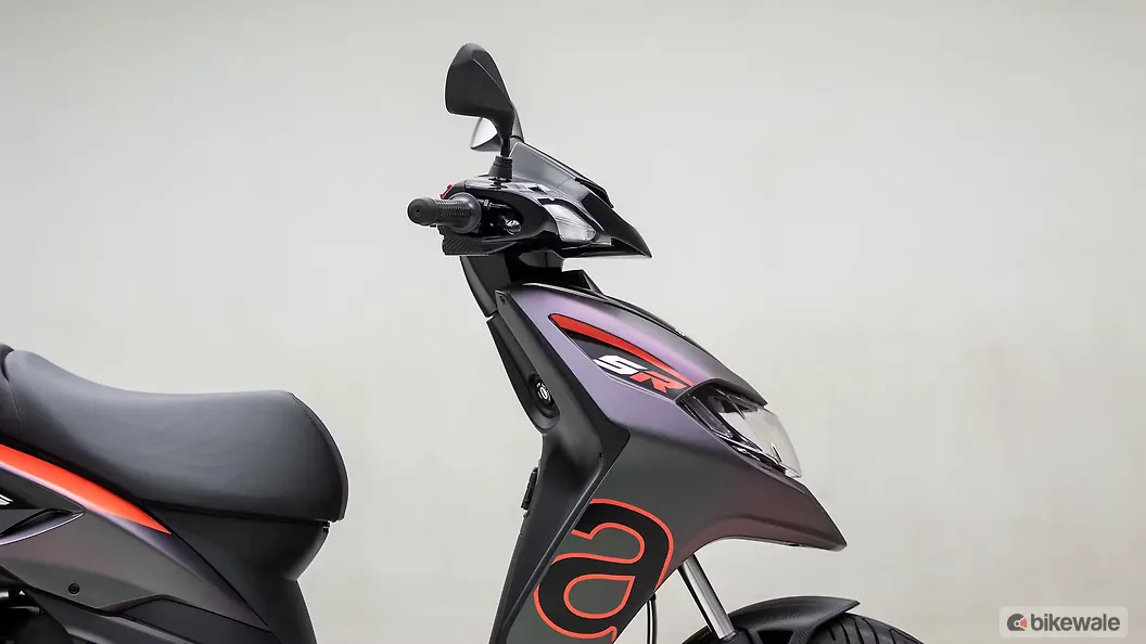 Aprilia SR 175 Front Panel Decal Image – BikeWale