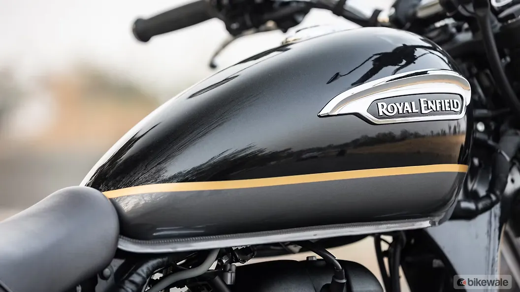 Royal Enfield Meteor 350 Branding/Fuel Tank Decal Image – BikeWale