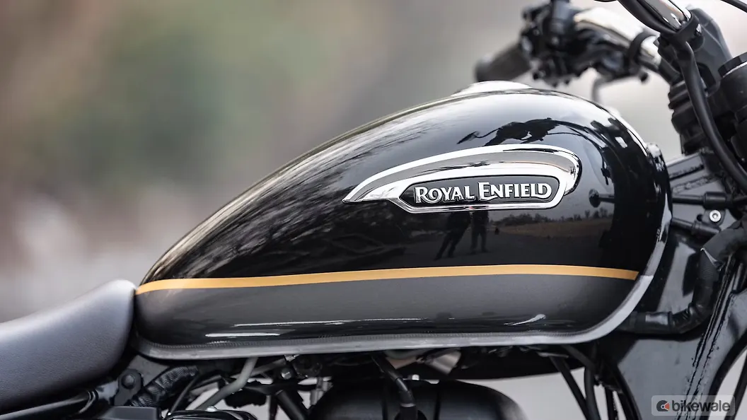 Royal Enfield Meteor 350 Oil Cap/Dipstick Image – BikeWale