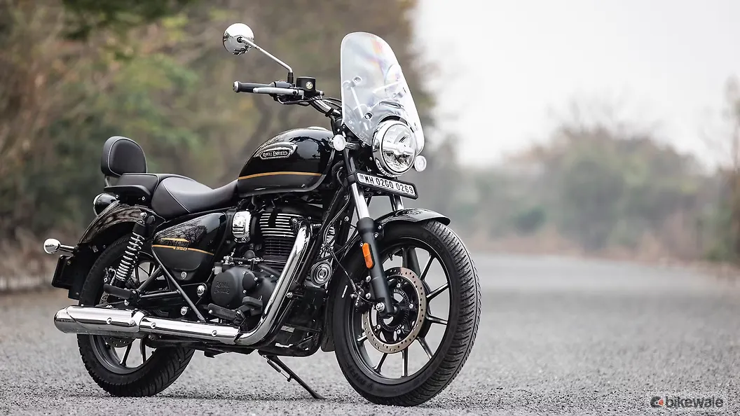 Royal Enfield Meteor 350 Right Front Three Quarter Image – BikeWale