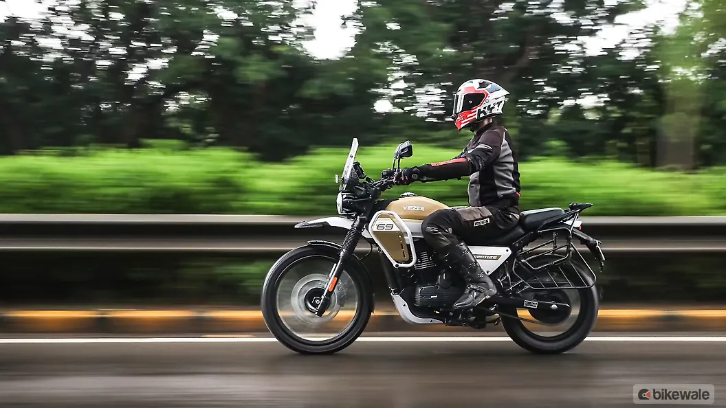 Yezdi Adventure Left Front Three Quarter Image – BikeWale
