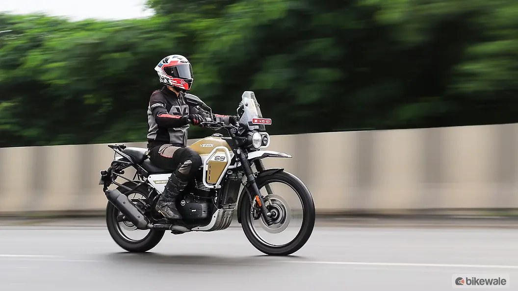 Yezdi Adventure Right Side View Image – BikeWale