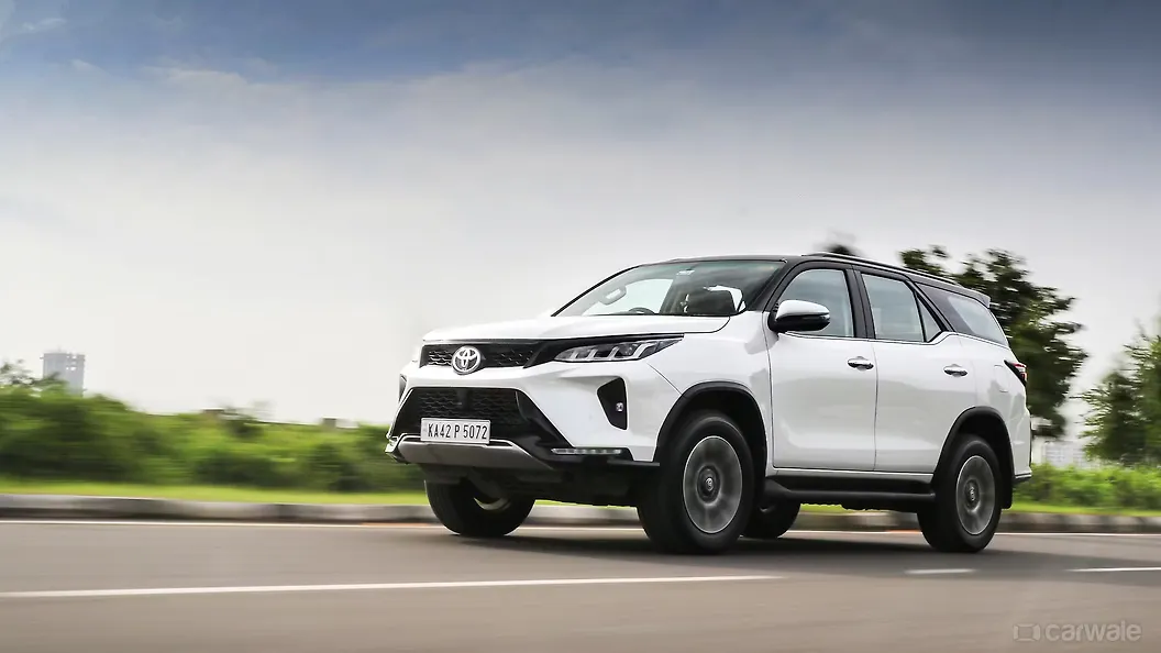 Fortuner Legender Left Front Three Quarter Image, Fortuner Legender ...