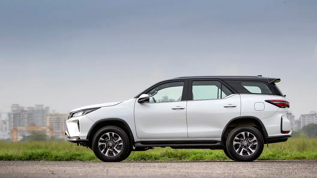 Fortuner Legender Left Side View Image, Fortuner Legender Photos in ...