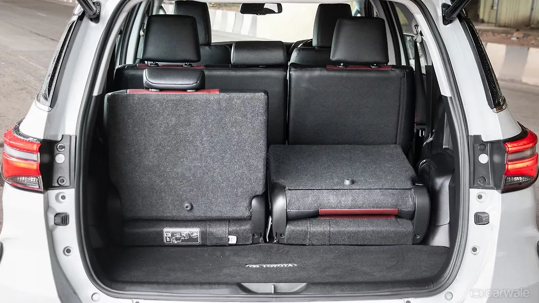 Fortuner Legender Bootspace Rear Split Seat Folded Image, Fortuner ...