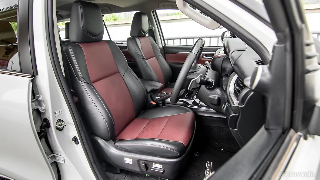 Fortuner Legender Front Row Seats Image, Fortuner Legender Photos in ...