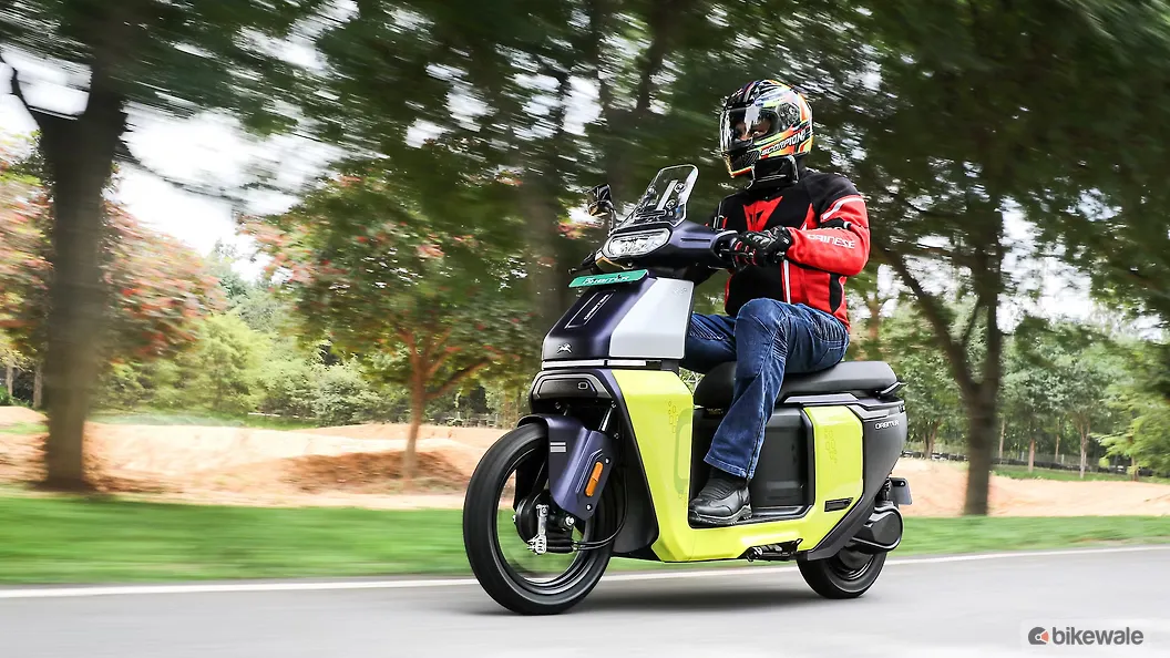 TVS Orbiter Front Glove Box Image – BikeWale