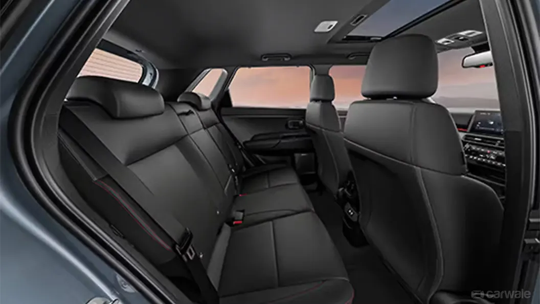 Venue N Line USB Port/AUX/Power Socket/Wireless Charging Image, Venue N ...