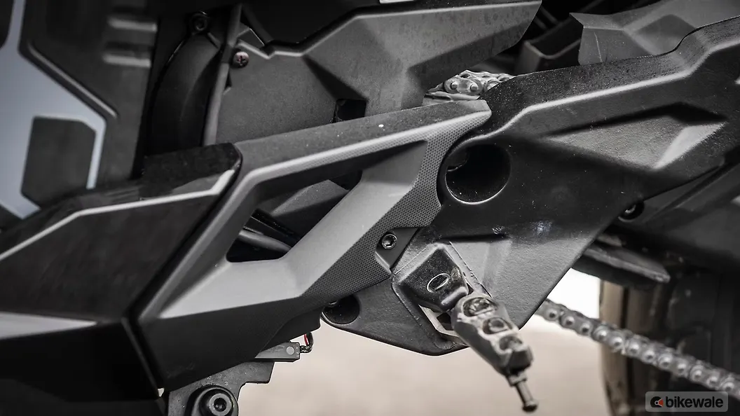 Ultraviolette X47 Crossover Heel Plate Image – BikeWale