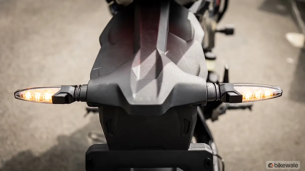 Ultraviolette X47 Crossover Rear Turn Indicators Image – BikeWale
