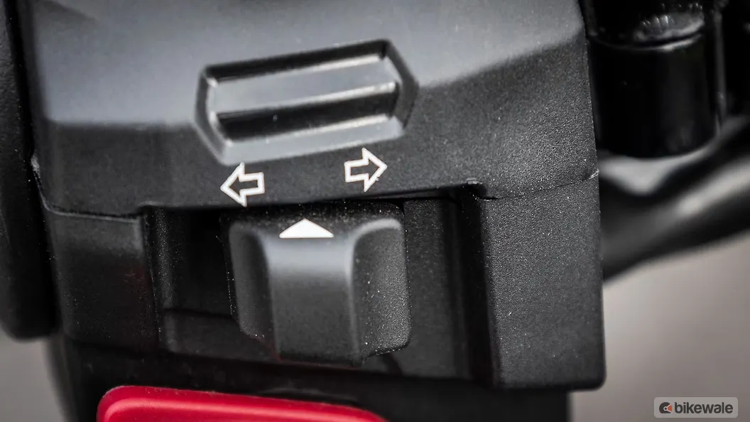 Ultraviolette X47 Crossover Turn Indicators Switch Image – BikeWale