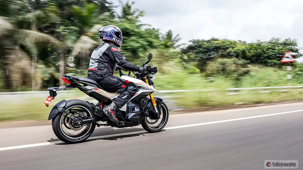 Ultraviolette X47 Crossover Right Rear Three Quarter Image – BikeWale