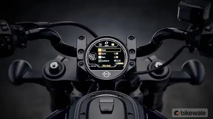 Harley-Davidson Sportster S Instrument Cluster Image – BikeWale