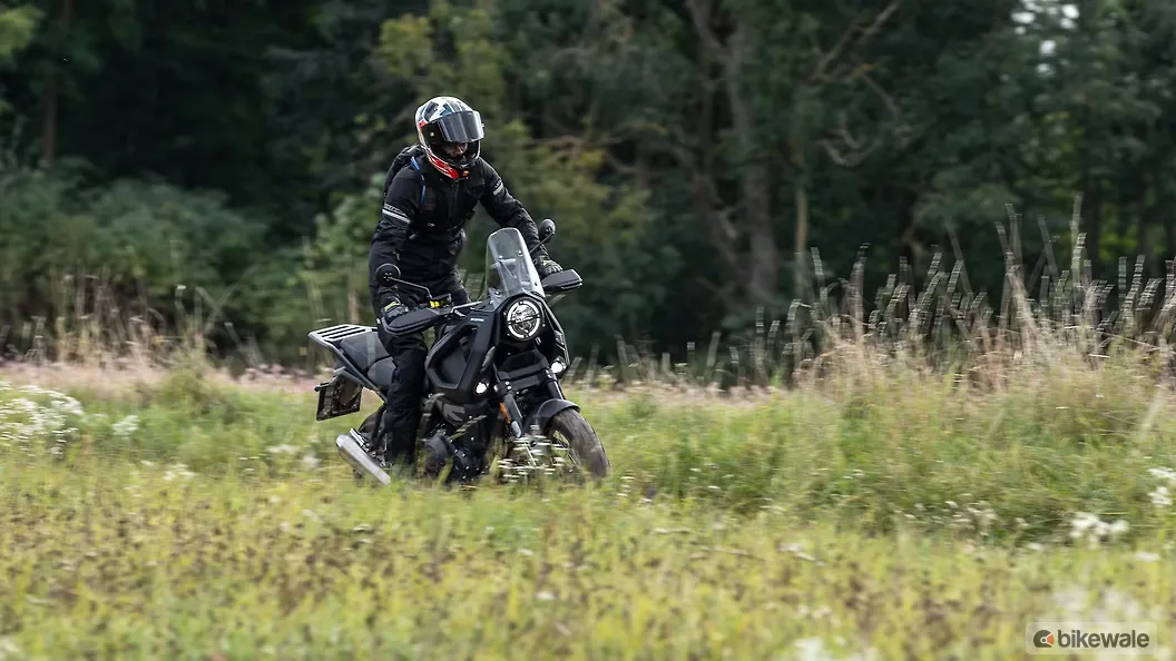 Brixton Motorcycles Crossfire 500 Storr Right Side View Image – BikeWale