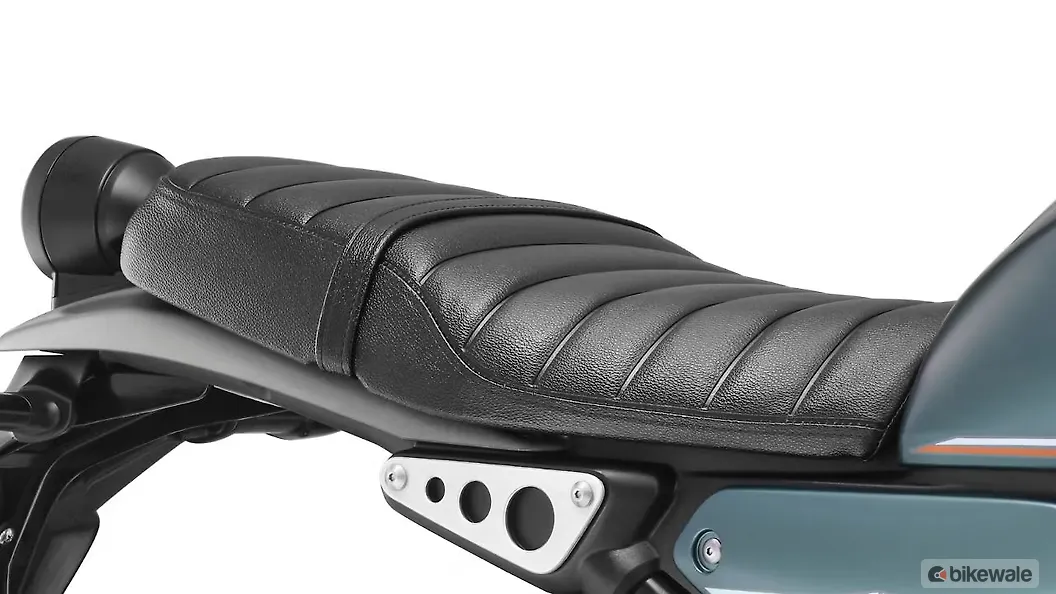 Yamaha XSR 155 Left Front Three Quarter Image – BikeWale