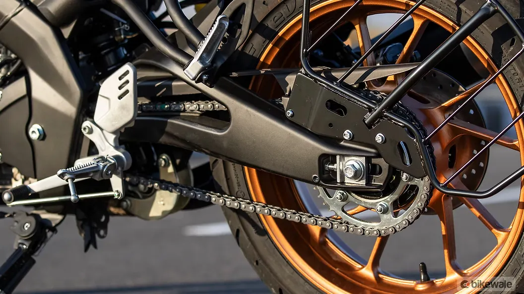 Yamaha XSR 155 Drive Chain and Sprocket Image – BikeWale
