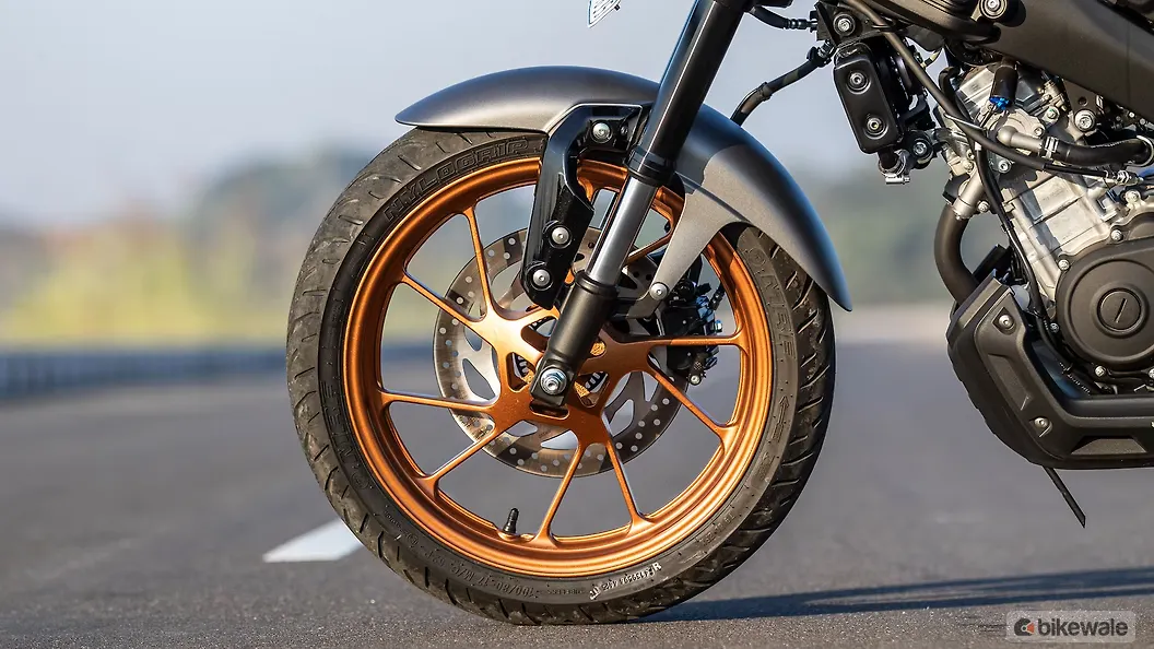 Yamaha XSR 155 Front Wheel Image – BikeWale