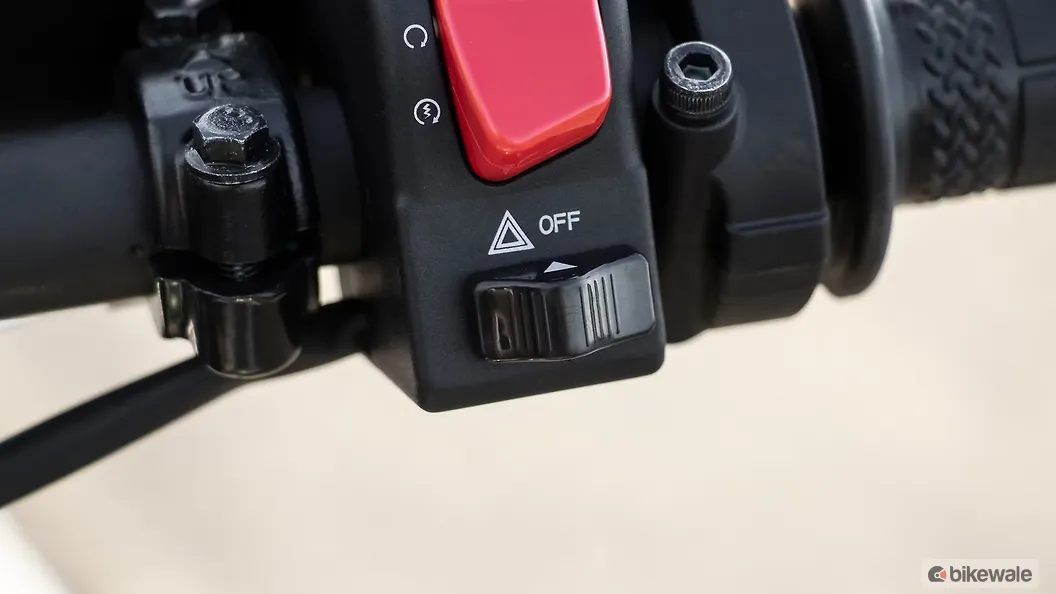 Yamaha XSR 155 Odometer Image – BikeWale
