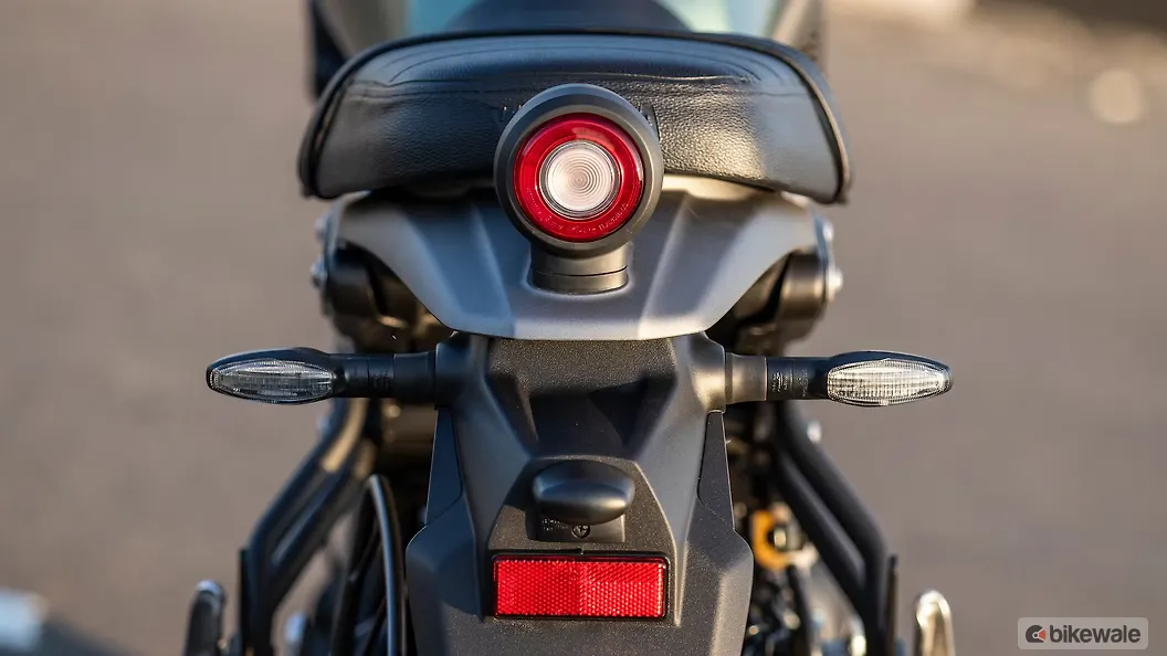 Yamaha XSR 155 Rear Mudguard Image – BikeWale