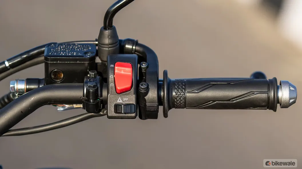 Yamaha XSR 155 Ignition Switch Image – BikeWale