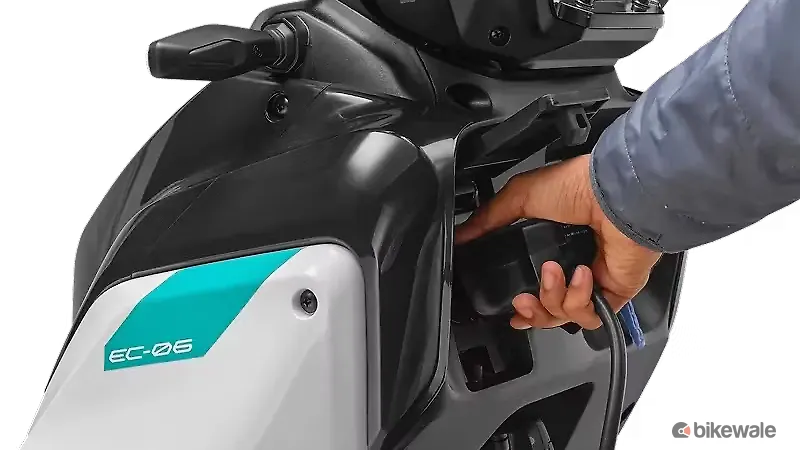 Yamaha EC 06 Electric Bike Charging Input Plug Image – BikeWale