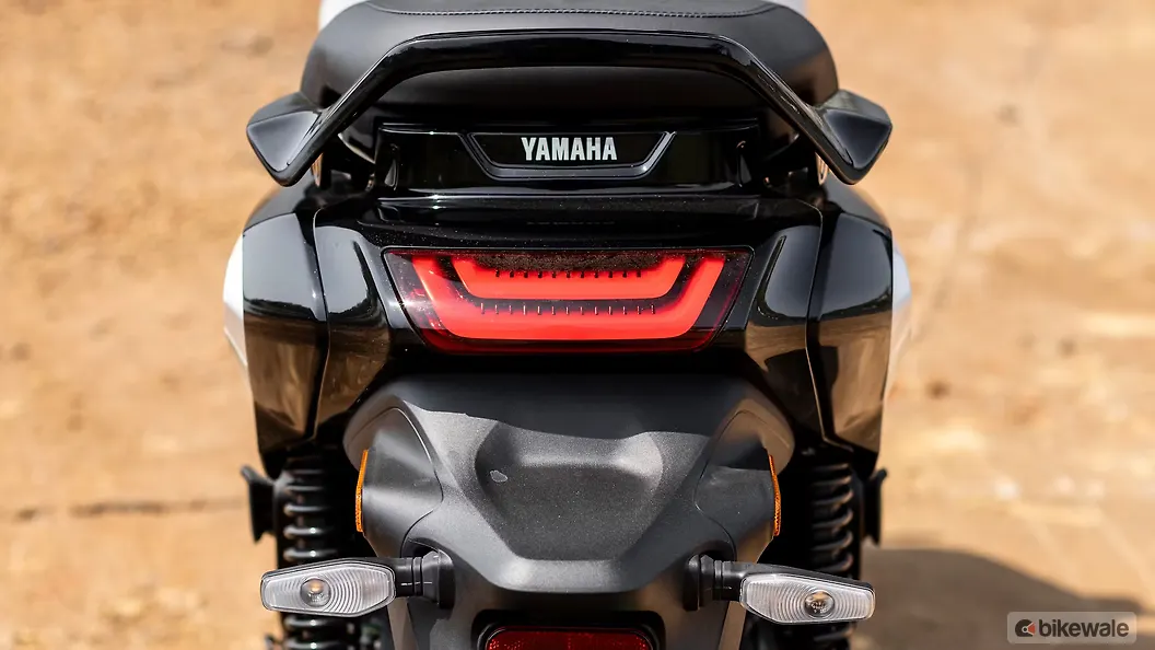 Yamaha EC 06 Head Light Image – BikeWale