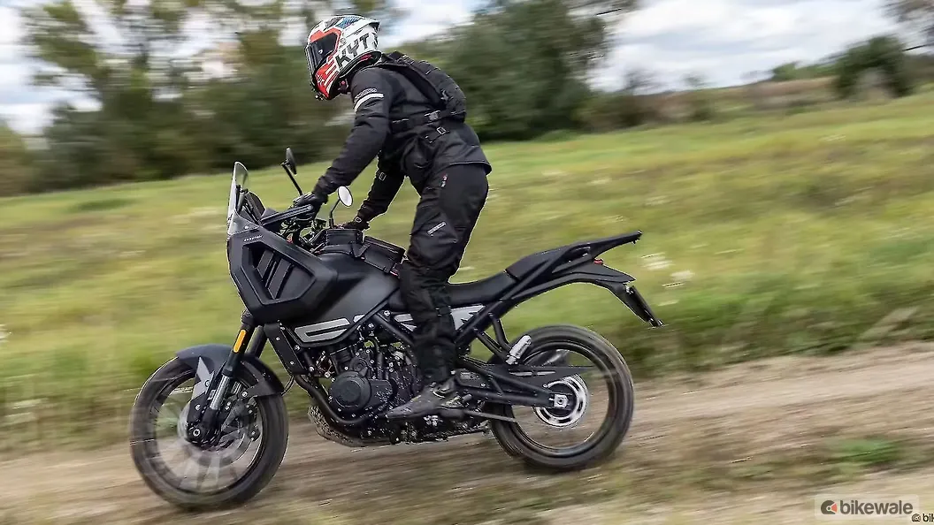 Brixton Motorcycles Crossfire 500 Storr Right Side View Image – BikeWale