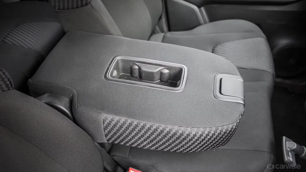 KUV100 NXT Front Centre Arm Rest Image, KUV100 NXT Photos in India ...