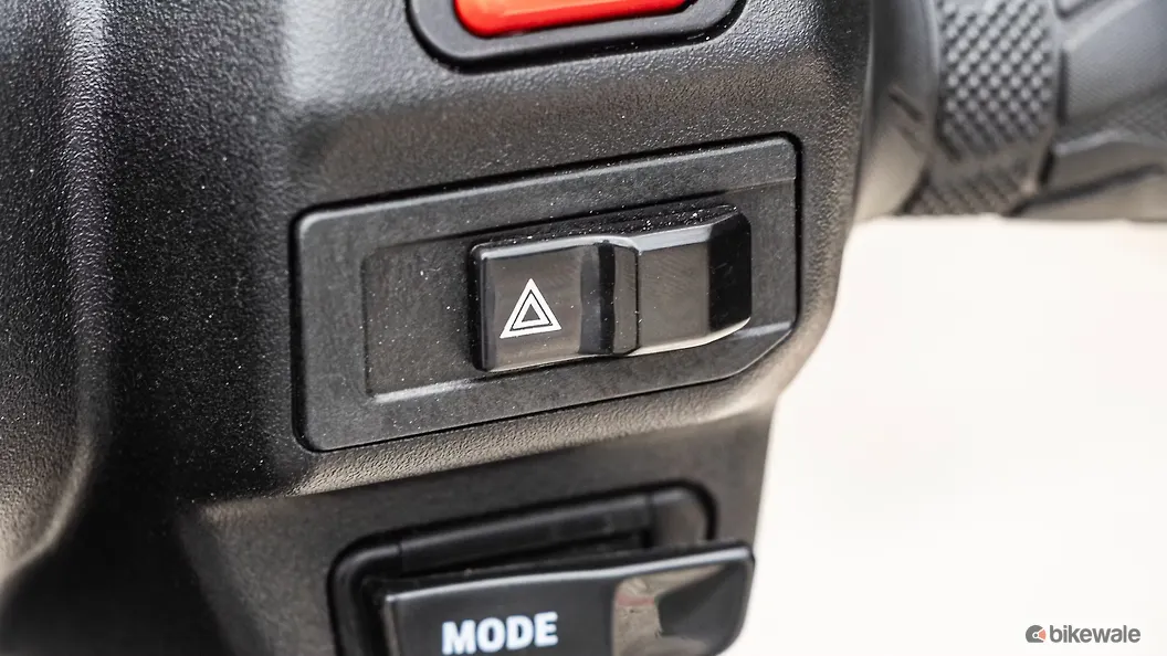 Suzuki E Access Hazard Warning Lights Switch Image – BikeWale