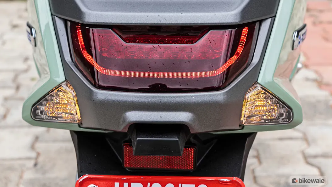 Suzuki E Access Rear Turn Indicators Image – BikeWale