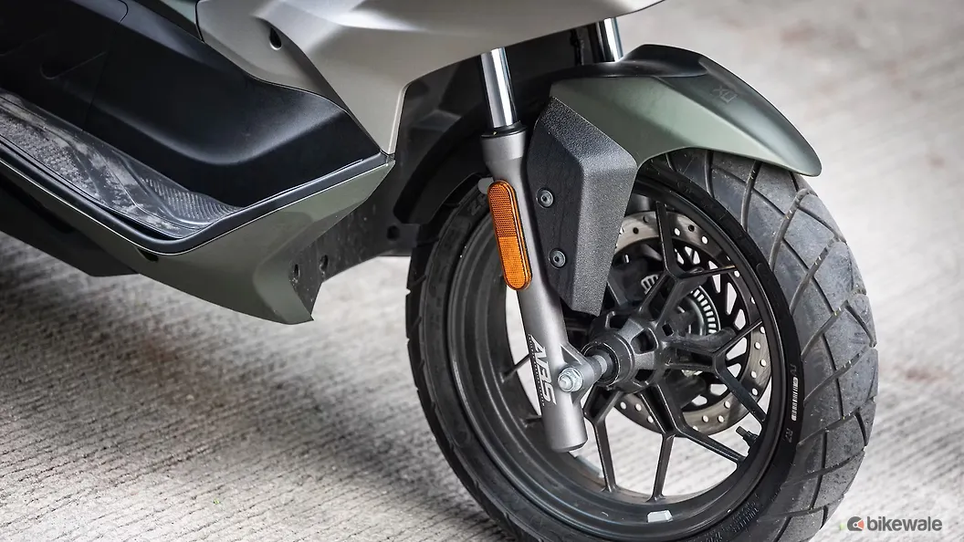 Hero Xoom 160 Front Suspension Image – BikeWale