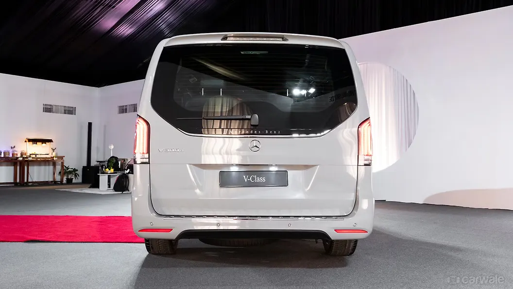 V-Class Rear View Image, V-Class Photos in India - CarWale