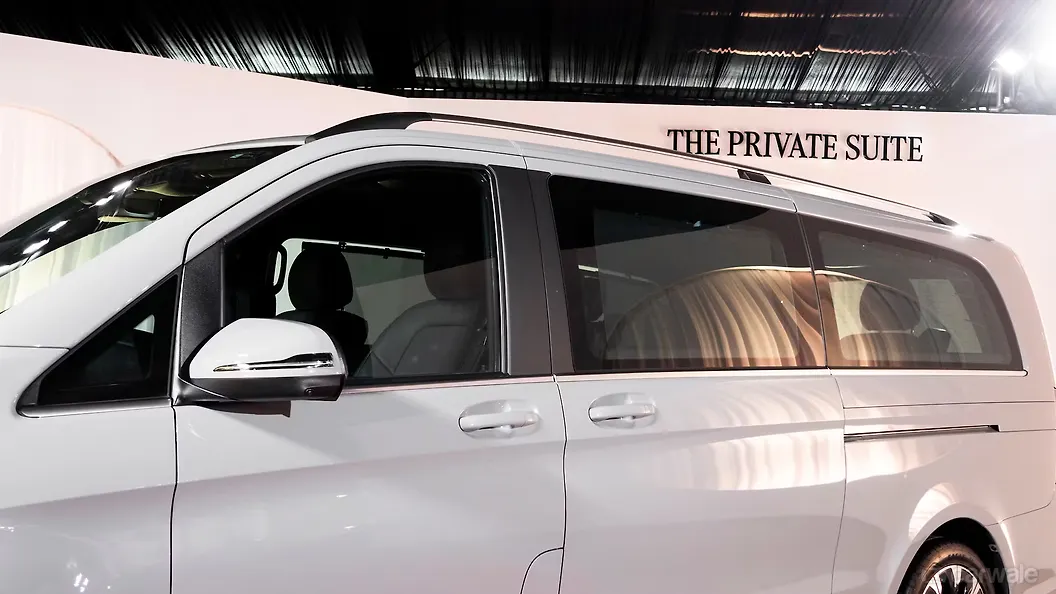 V-Class Side Glass Housing Image, V-Class Photos in India - CarWale