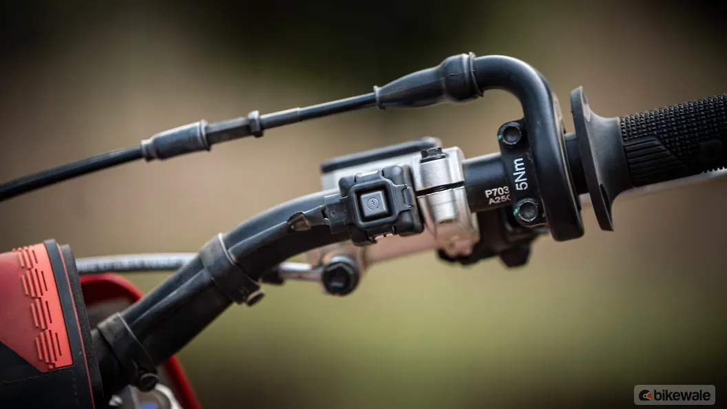 Ducati Desmo450 MX Self Start Switch Image – BikeWale
