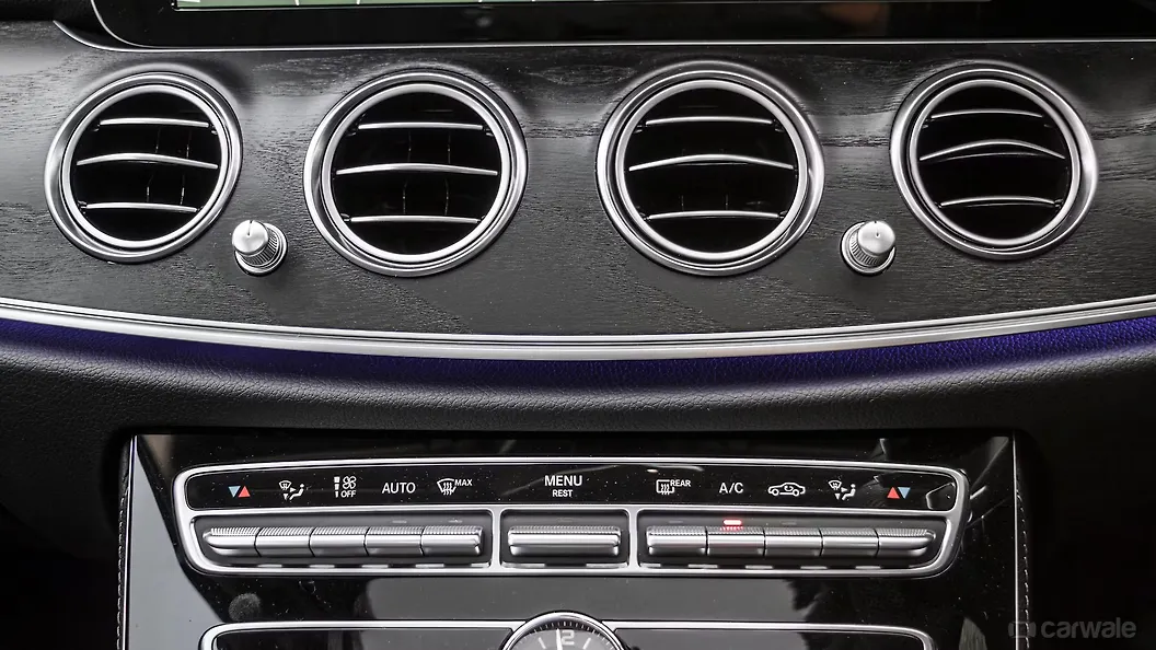 E-Class [2017-2021] Front Centre Air Vents Image, E-Class [2017-2021 ...